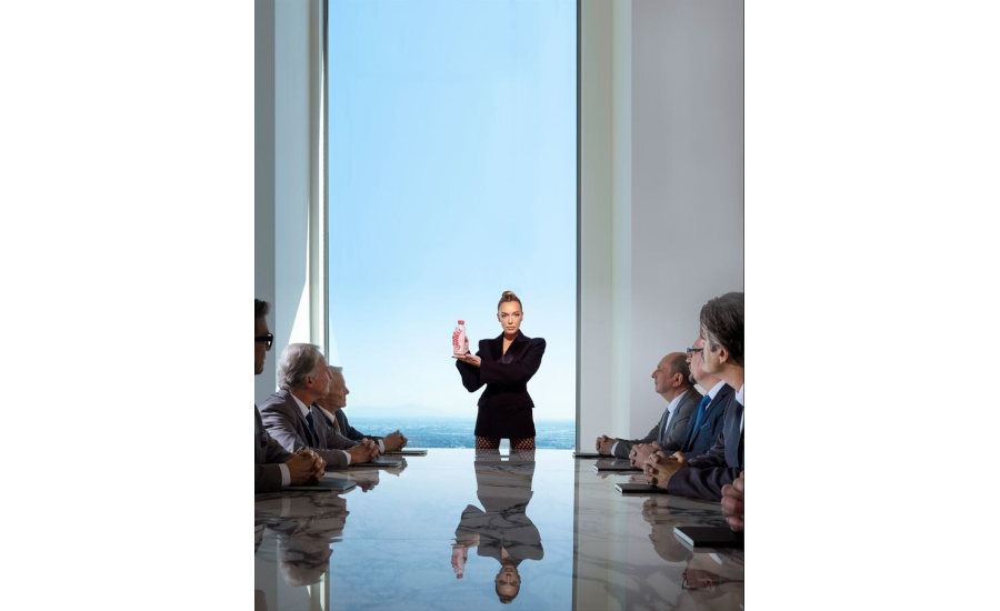 Alex Cooper of 'Call Her Daddy' launches hydration beverage | Beverage Industry